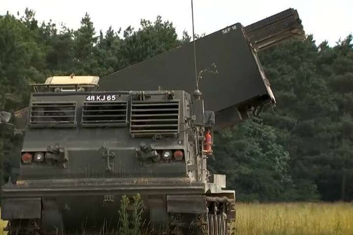 В Україну прибули реактивні системи M270: чим вони відрізняються від ...